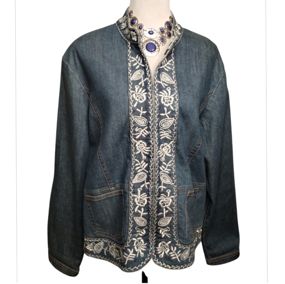 Monterey Bay | Jackets & Coats | Monterey Bay Blue Denim Jacket With ...